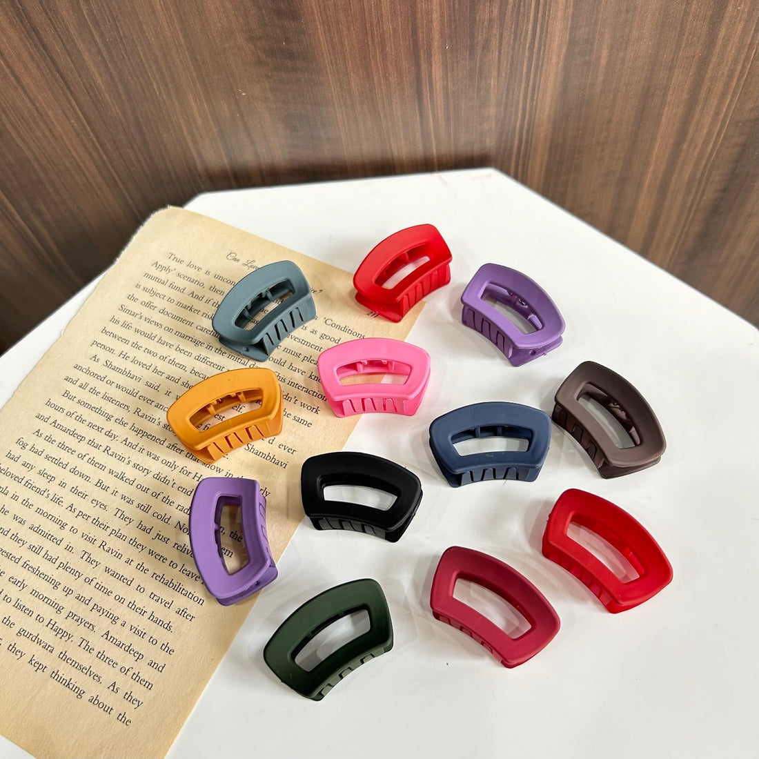 Mini Matte Hair Clutcher – Kinzah Fashion